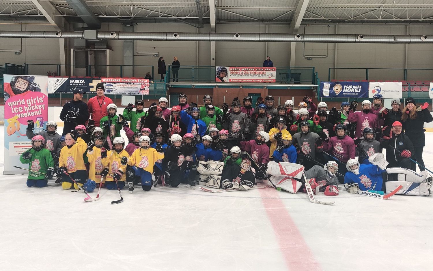 IIHF - A weekend for girls and women