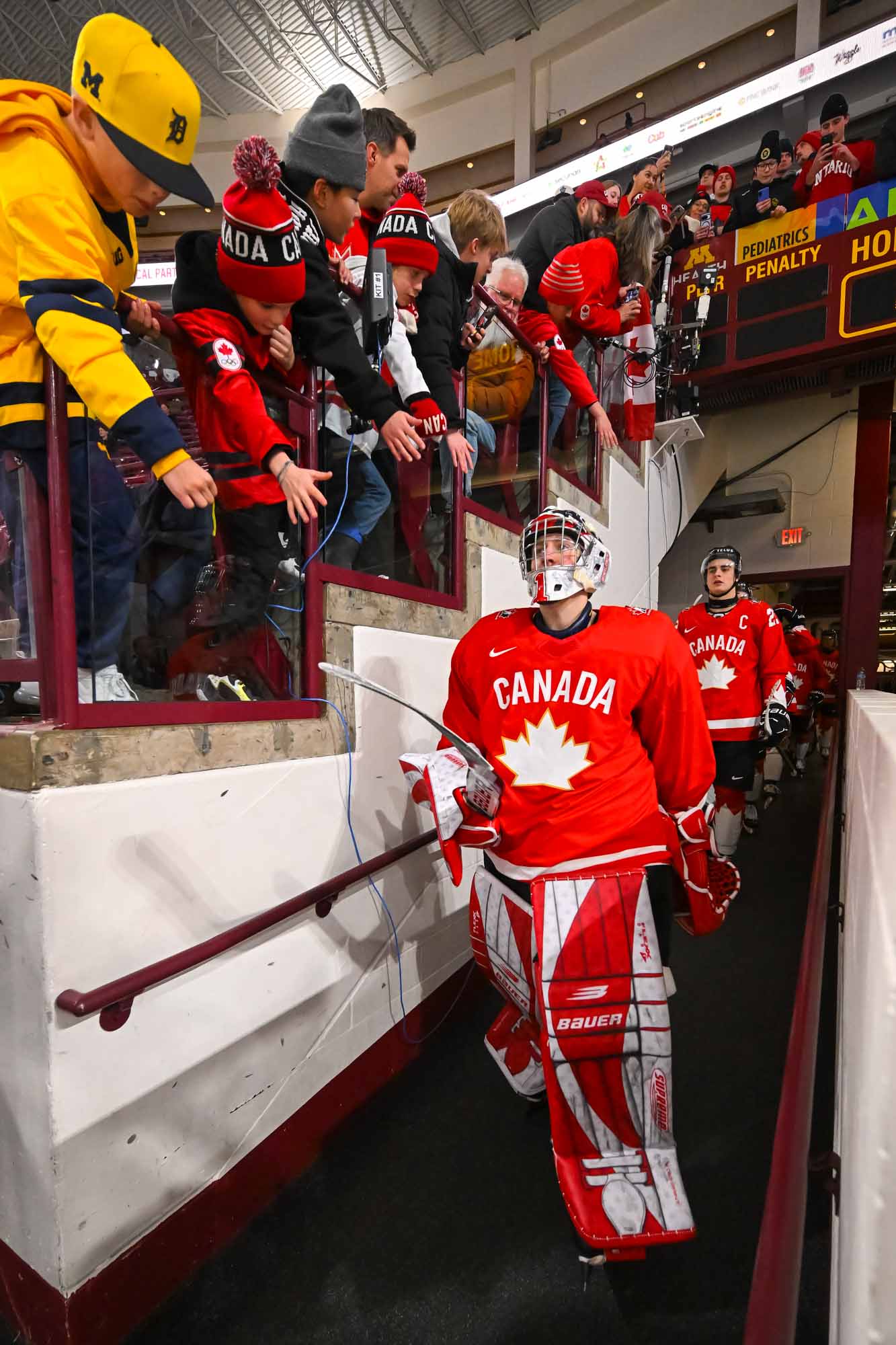 事故で動けなくなった夫を支える健気な巨乳若妻を非情NTR！